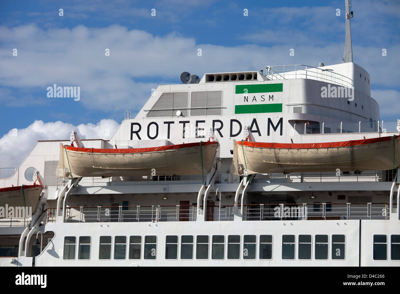 Ship Hotel Rotterdam Stock Photos & Ship Hotel Rotterdam Stock Images ...