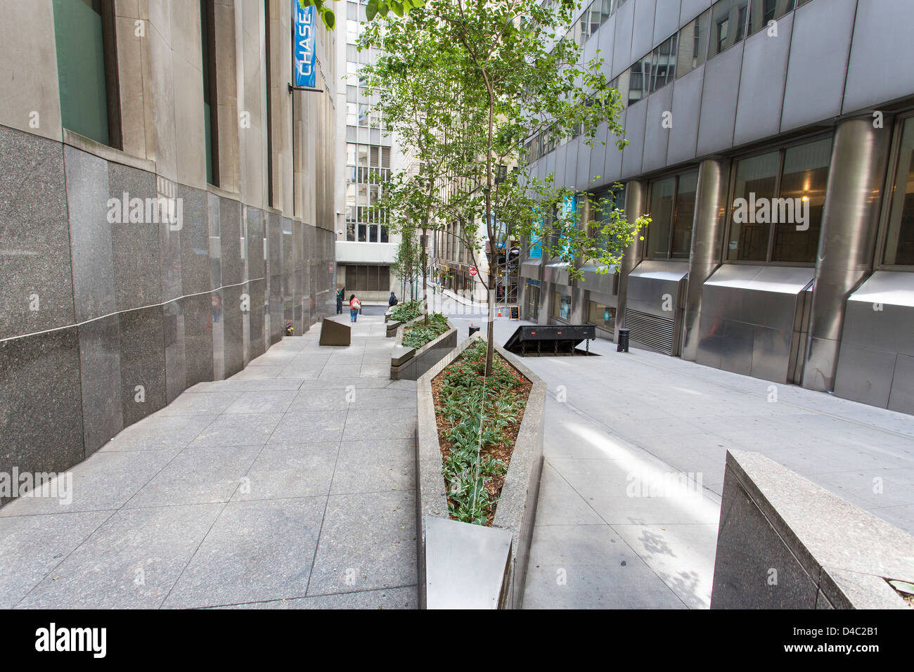 Security blockade / barricade at the New York Stock Exchange - Wall ...
