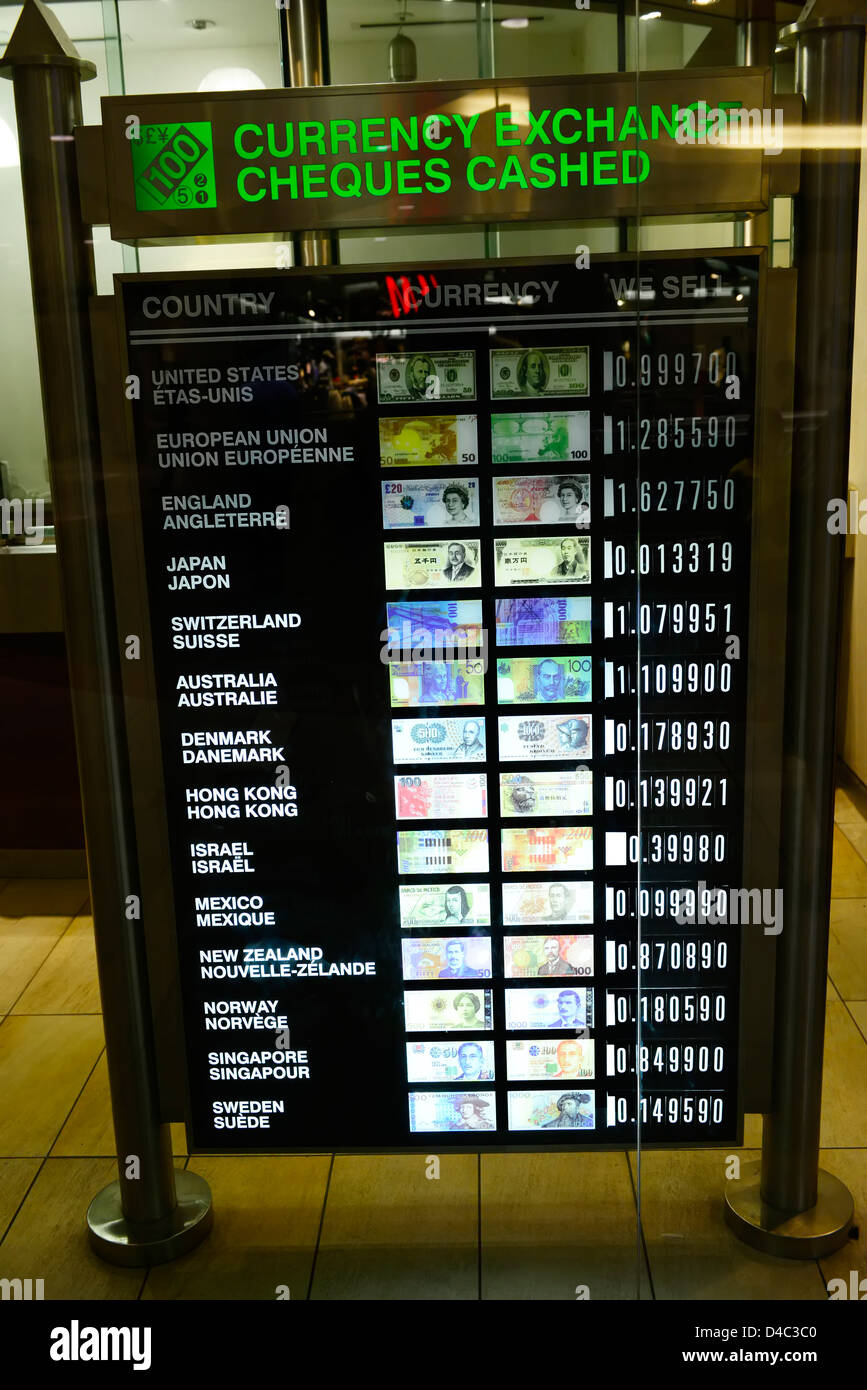 Currency exchange establishment Eaton Centre Mall Toronto Ontario ...