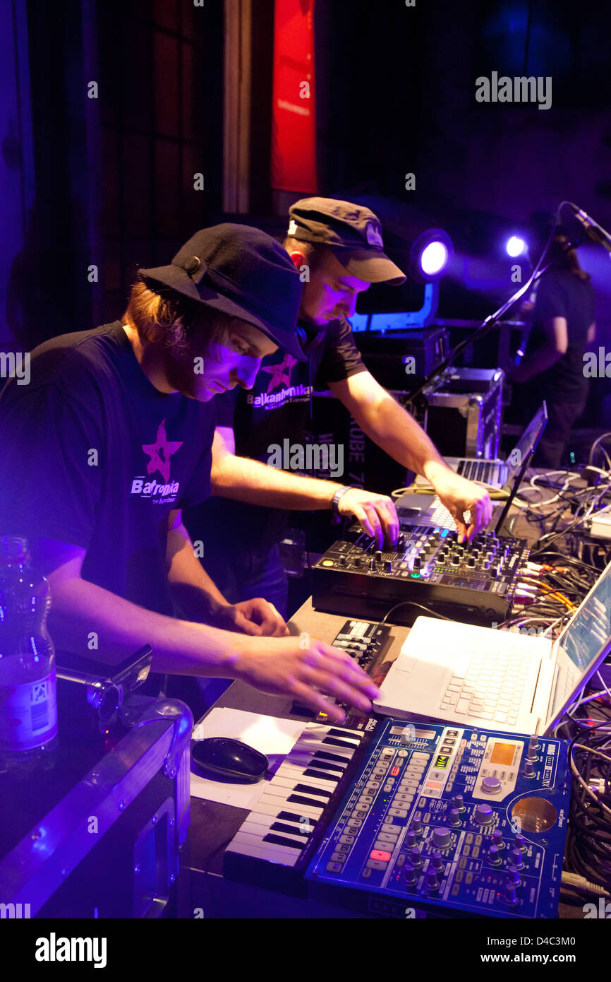 2010 centennial hall hi-res stock photography and images - Alamy