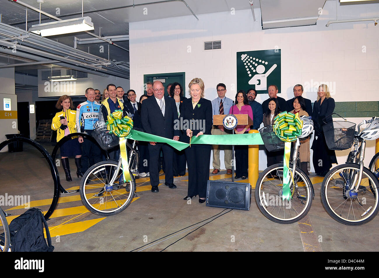 Secretary Clinton Hosts Ribbon Cutting Ceremony for New State ...