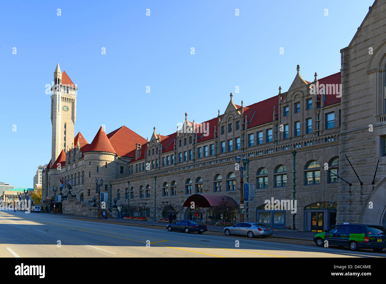 St louis union train station hi-res stock photography and images - Alamy