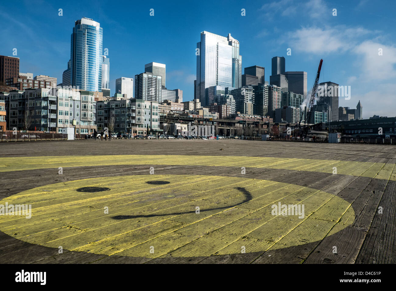 Big smiley face hi-res stock photography and images - Alamy