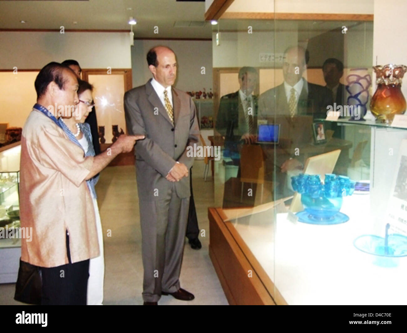 Ambassadorroos hi-res stock photography and images - Alamy