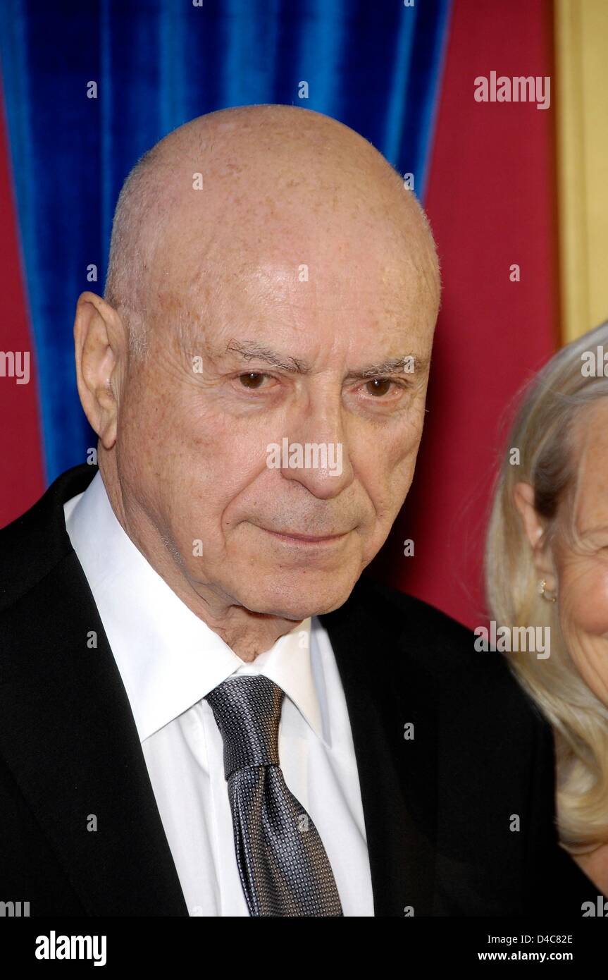 Los Angeles, California, USA. 11th March 2013. Alan Arkin at arrivals ...