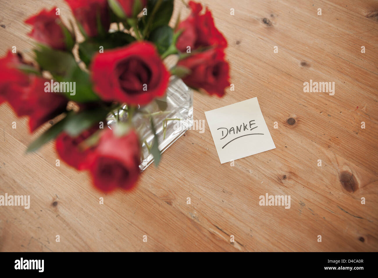 "thank you" note under roses bunch Stock Photo - Alamy