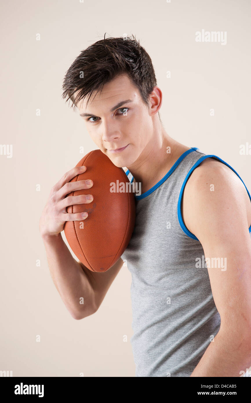 American football man hi-res stock photography and images - Alamy