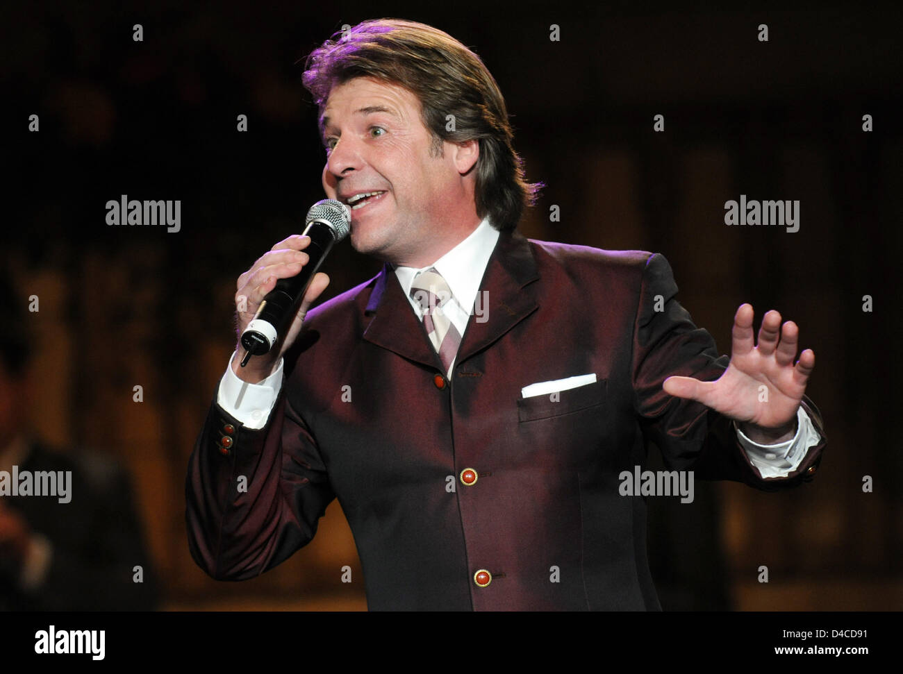 Folksy music singer Patrick Lindner sings on stage at folksy music TV ...