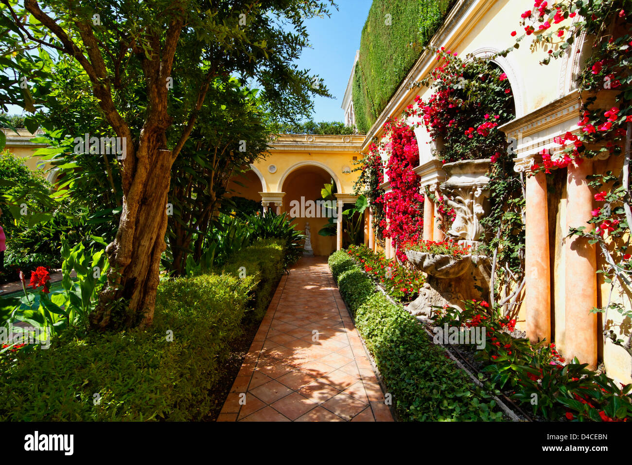 Villa ephrussi de rothschild view hi-res stock photography and images ...