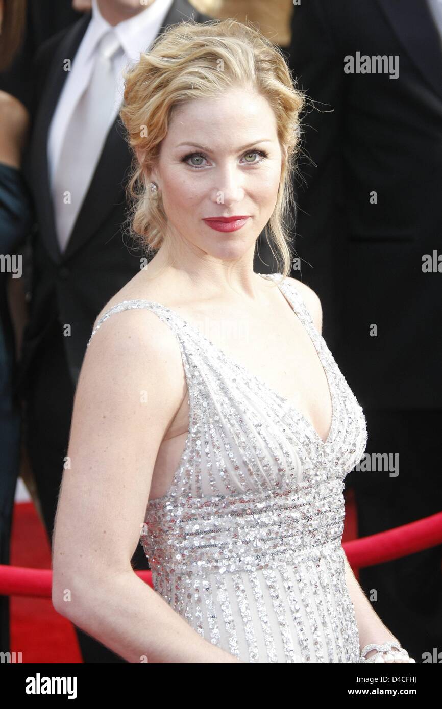 Actress Christina Applegate arrives at the 14th Annual Screen Actors ...