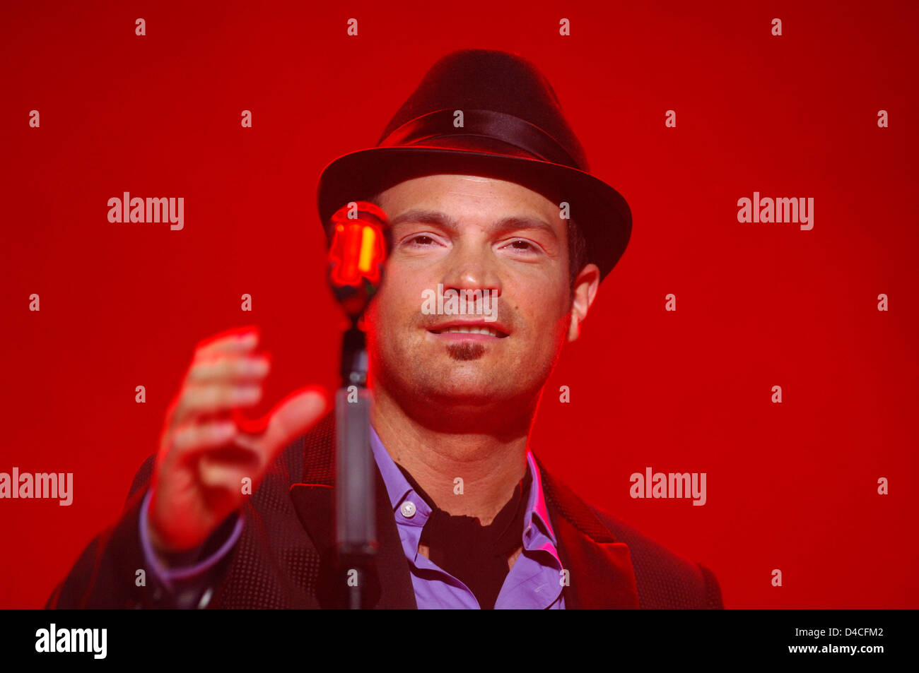 German jazz singer Roger Cicero performs to the sold-out venue in ...