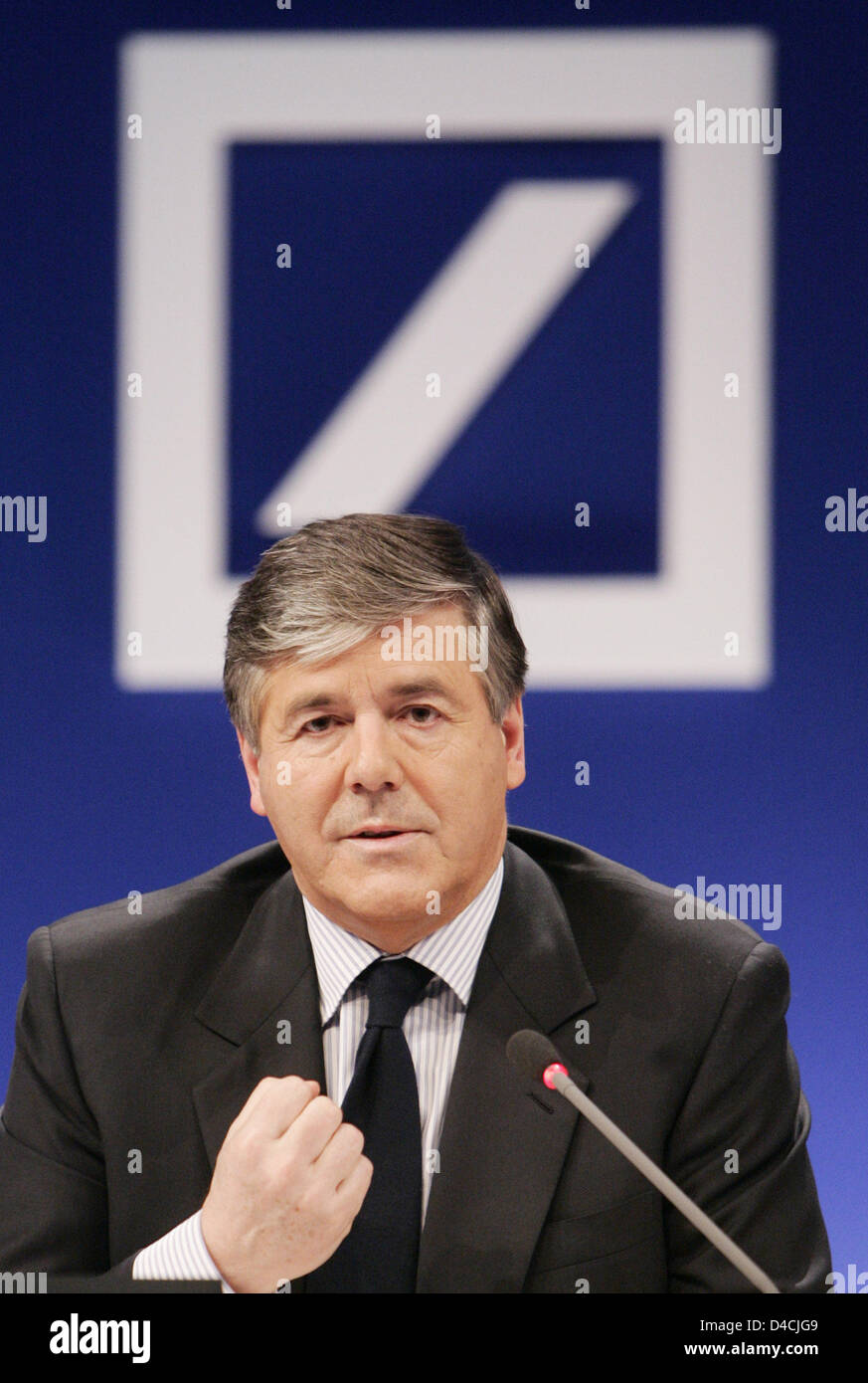 Josef Ackermann, CEO of Deutsche Bank, publishes the balance numbers at ...