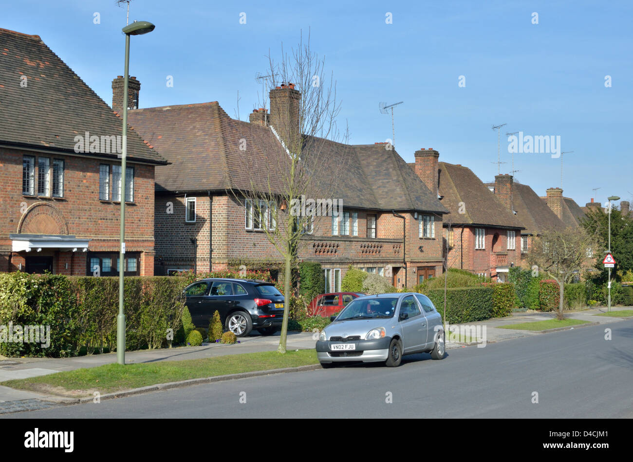 Meadway in Hampstead Garden Suburb NW11, London, UK Stock Photo - Alamy