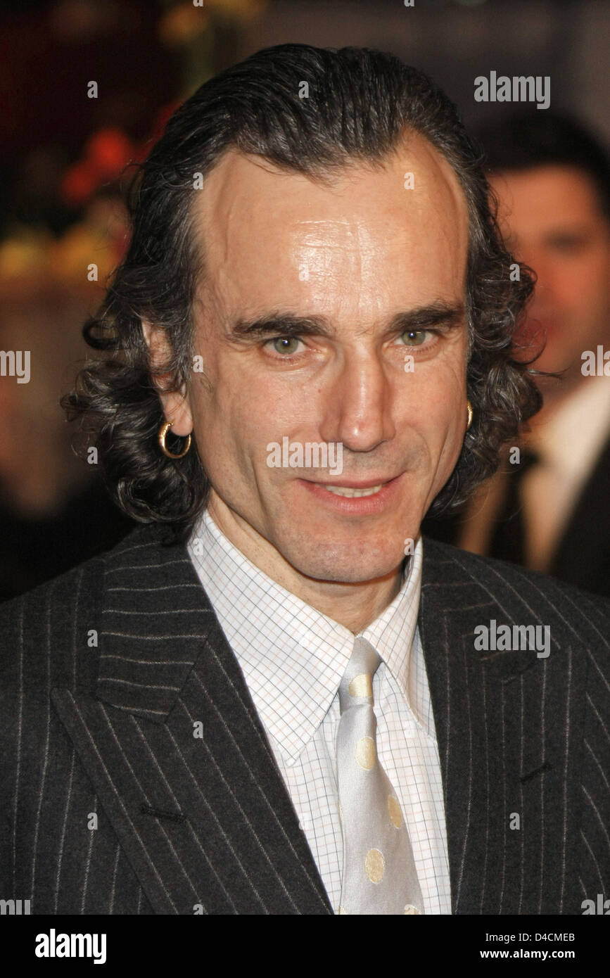 British actor Daniel Day-Lewis arrives for the premiere of his film ...