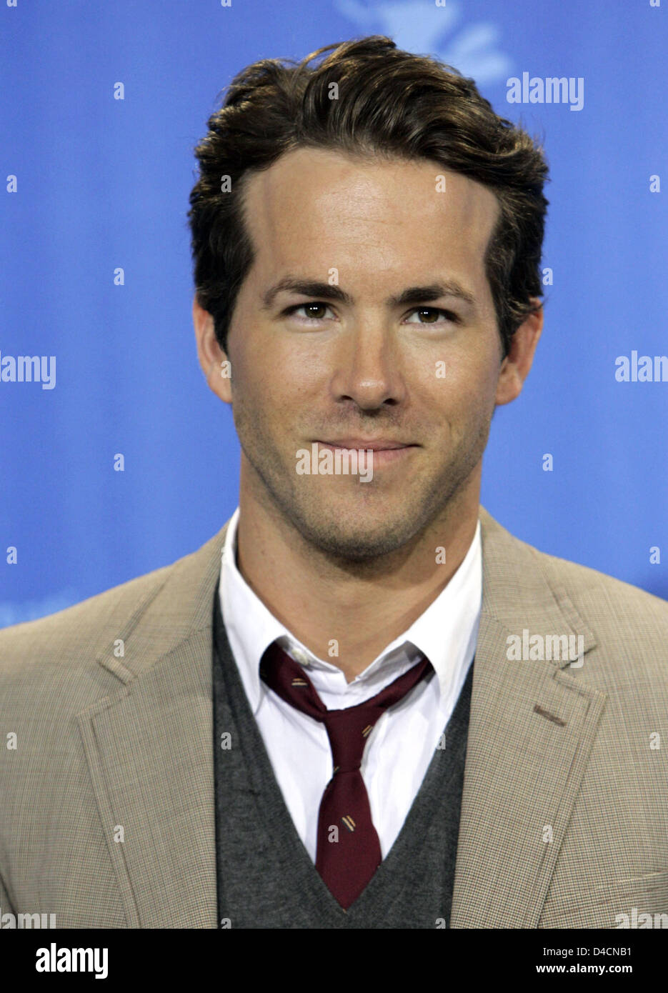 Actor ryan reynolds hi-res stock photography and images - Alamy