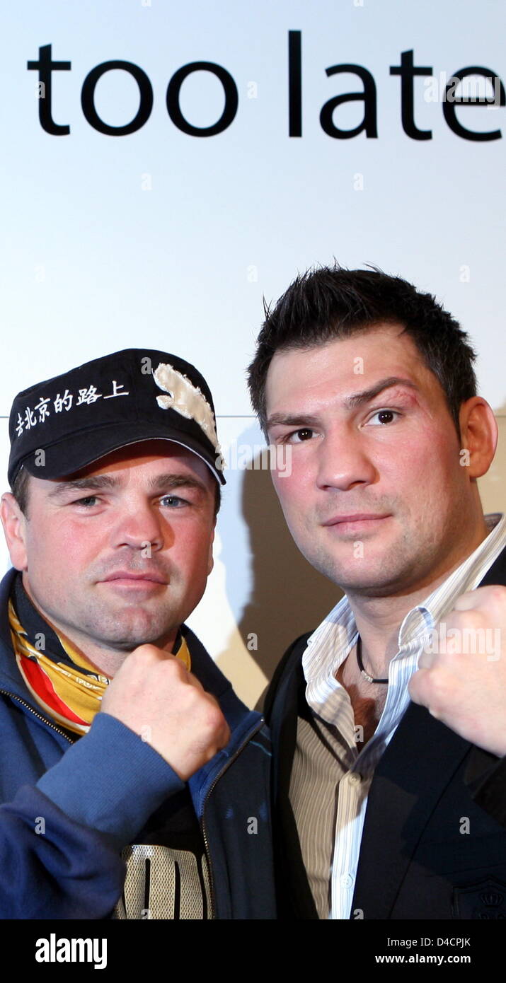 German former boxing champions Sven Ottke (L) and Dariusz 'Tiger ...