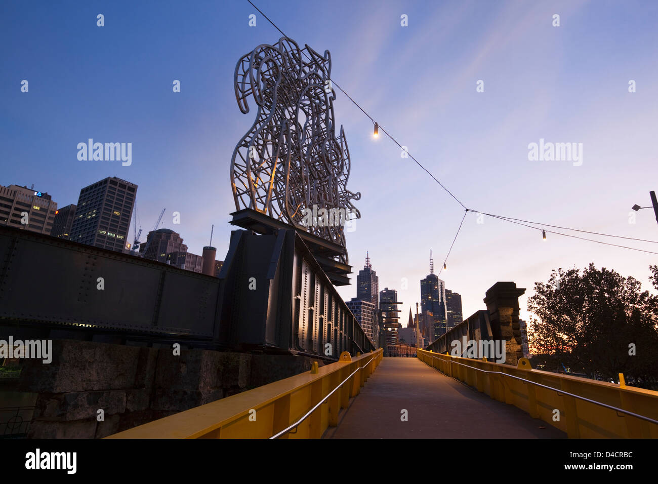 Bridge view melbourne skyline hi-res stock photography and images - Alamy