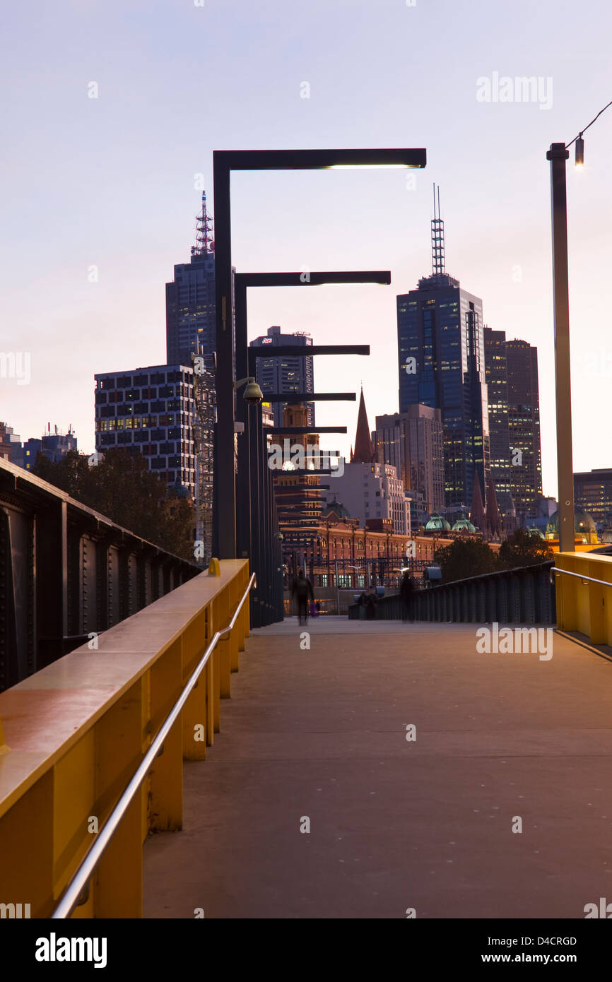 Melbourne bridge skyline hi-res stock photography and images - Alamy