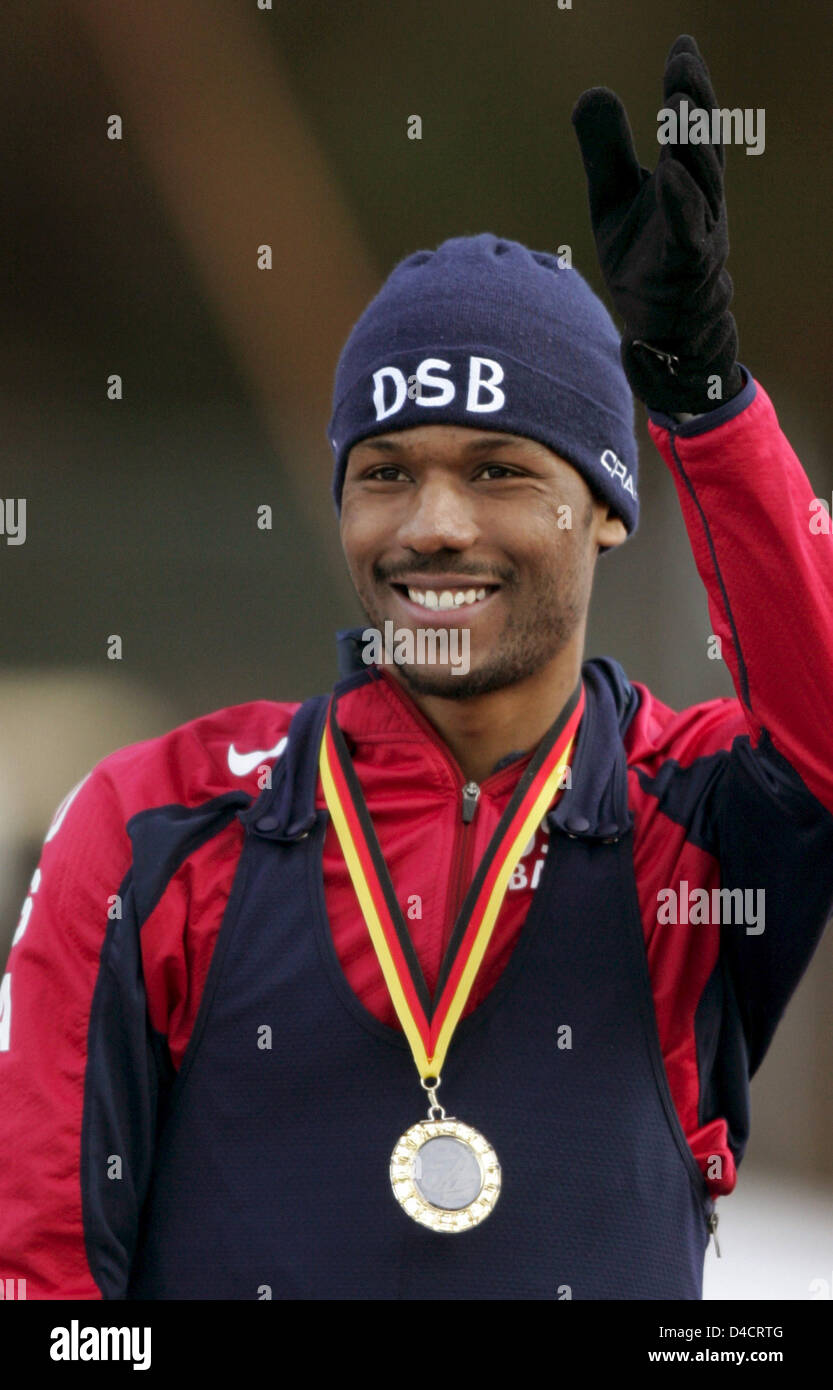 Shani davis hi-res stock photography and images - Alamy