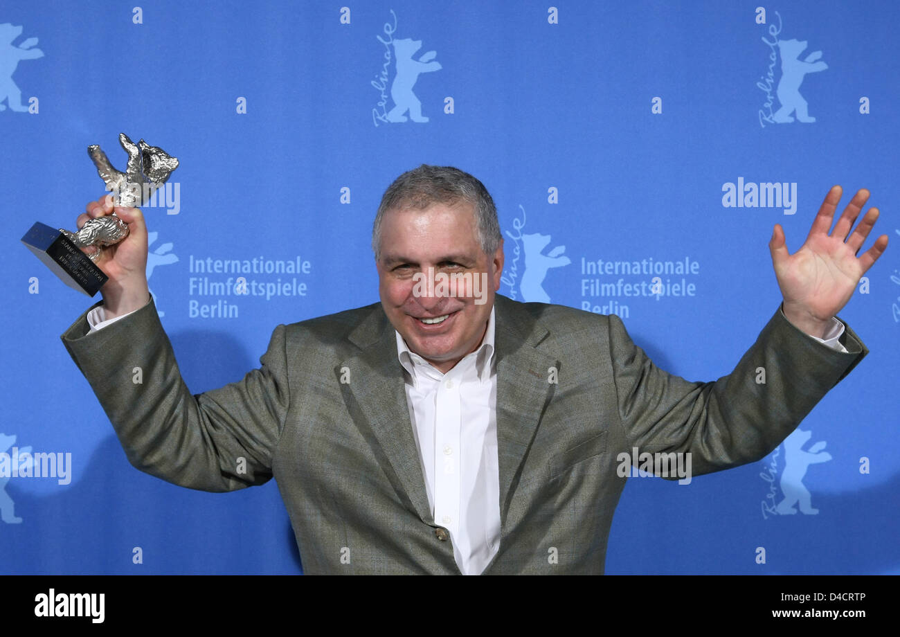 US director Errol Morris poses with the 'Grand Jury Prize' ('Grosser ...
