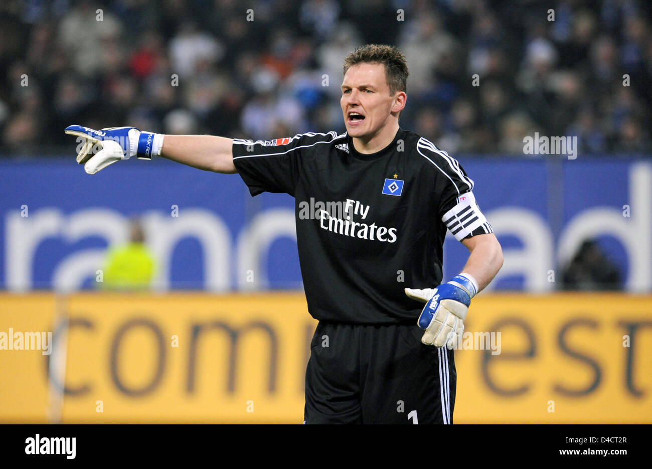 Hamburg's goalie Frank Rost gestures during the Bundesliga match SV ...