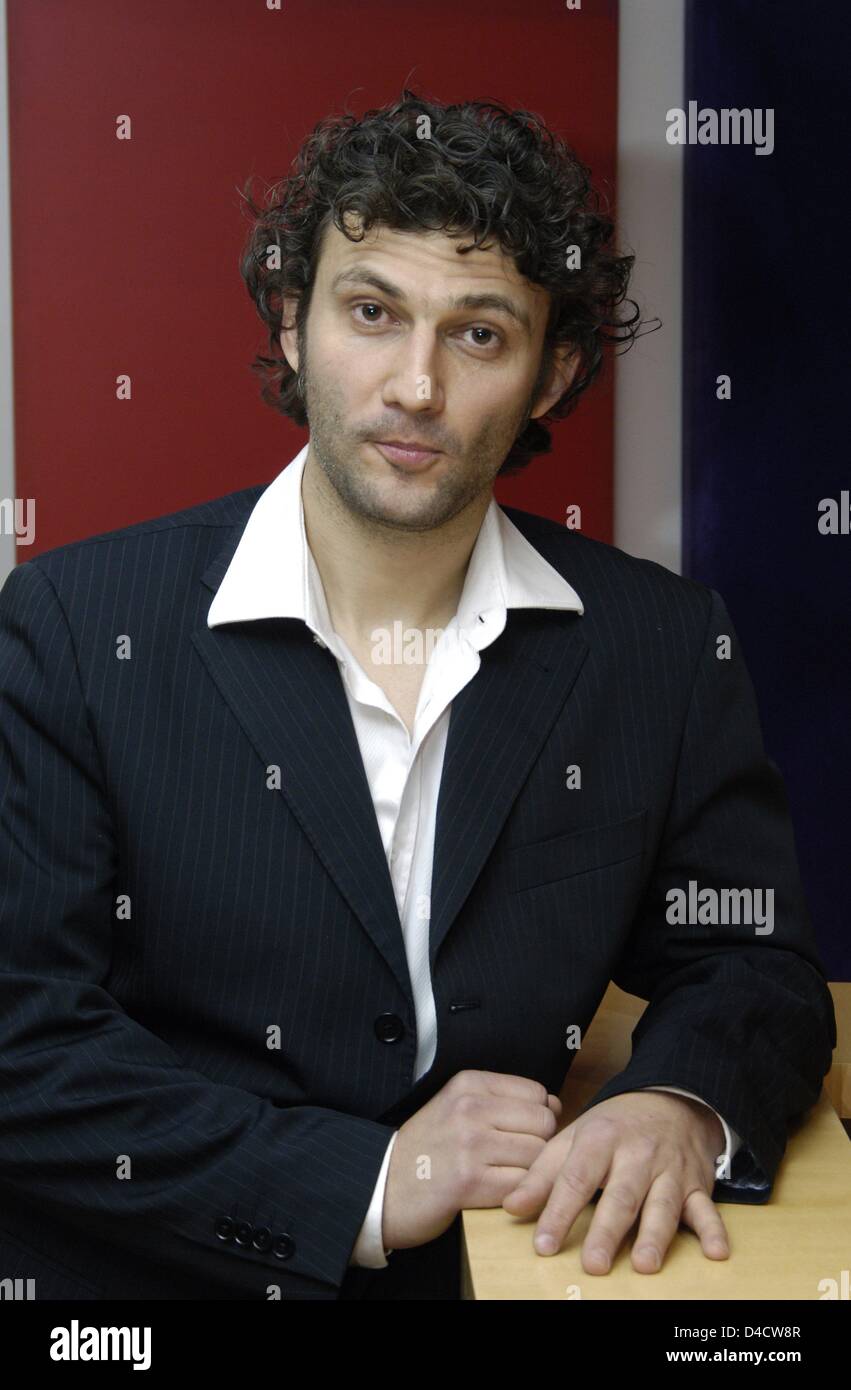 Jonas kaufmann hi-res stock photography and images - Alamy