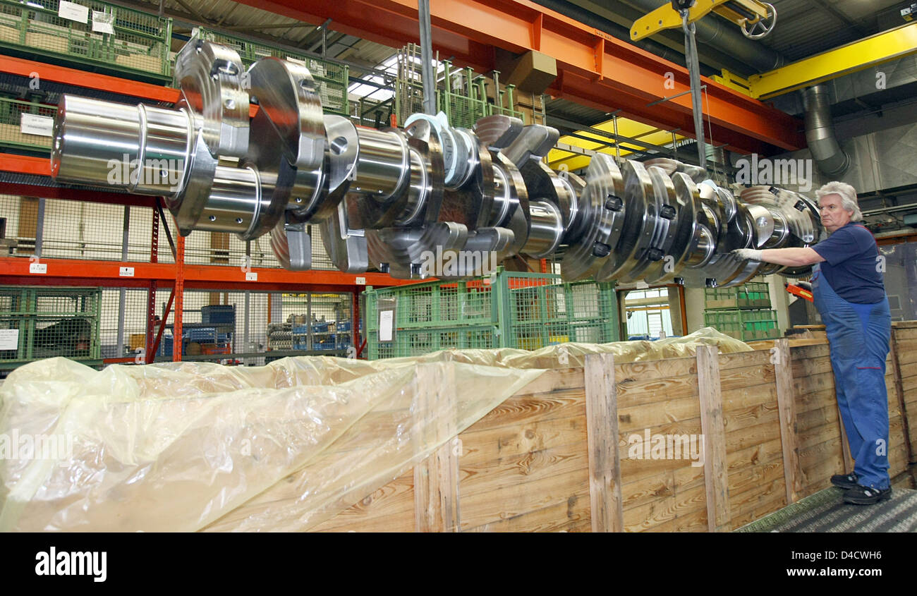 Mtu diesel engines hi-res stock photography and images - Alamy
