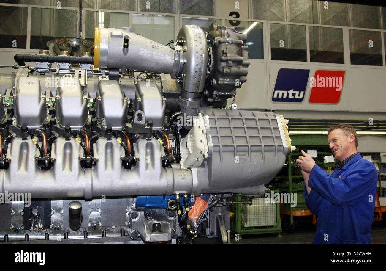 Large diesel engines hi-res stock photography and images - Alamy
