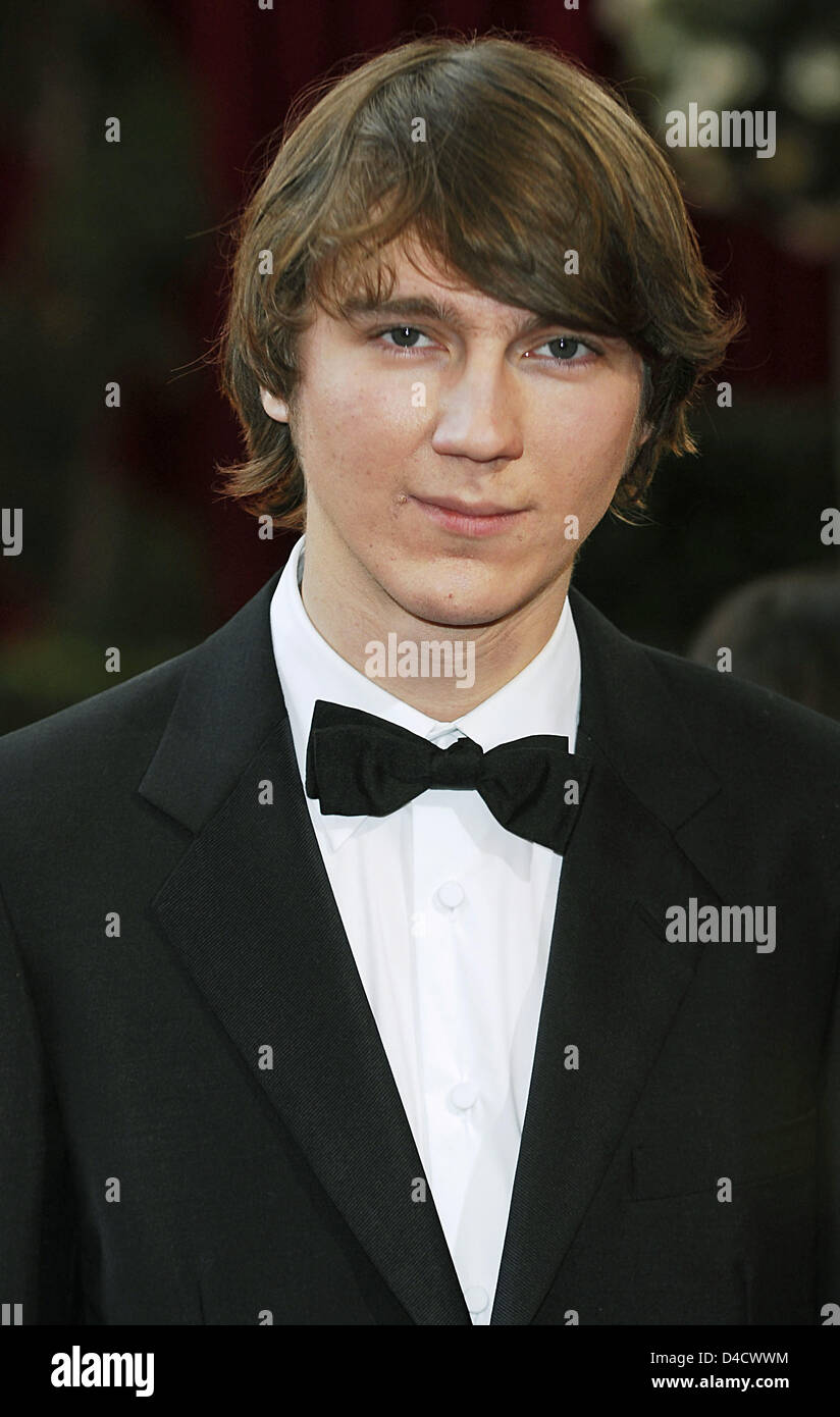 Actor Paul Dano arrives on the red carpet of the 80th Academy Awards in ...