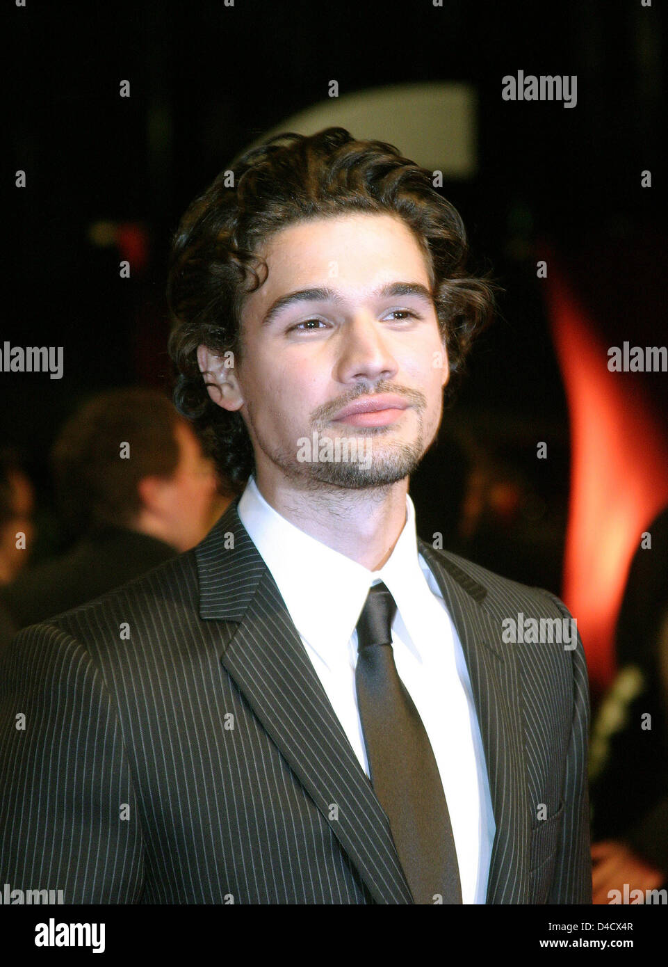 Actor Steven Strait poses ahead of the World Premiere of '10.000 BC' at ...