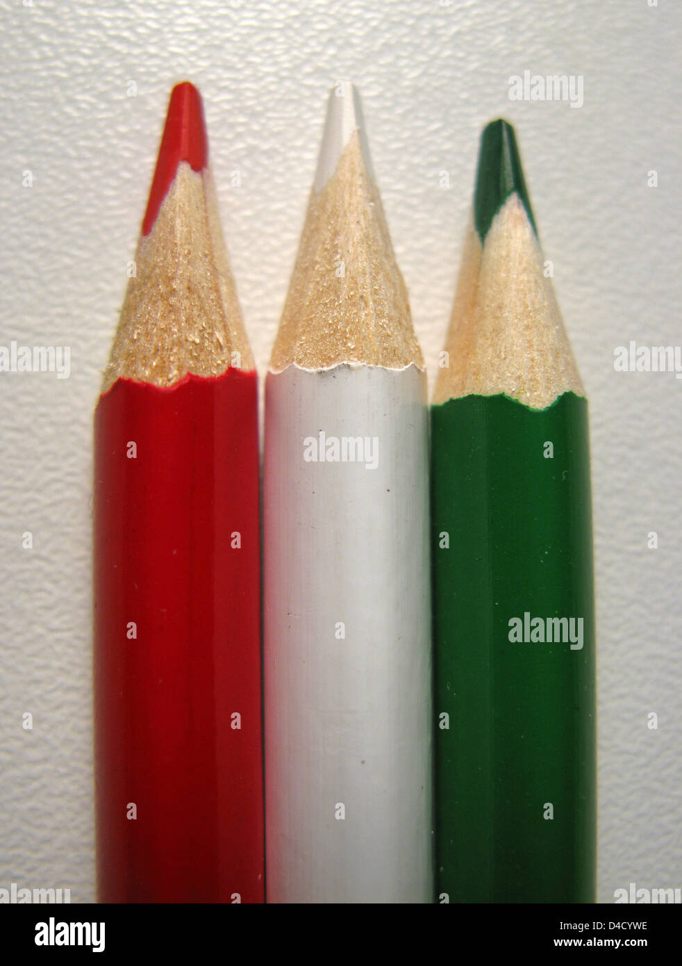 The picture shows red, white and green pencils or the Irtalian national ...