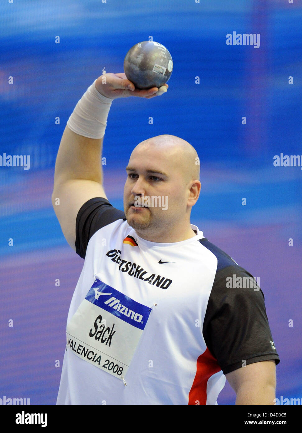 German shotputter Peter Sack makes his attempt at the 12th IAAF World ...