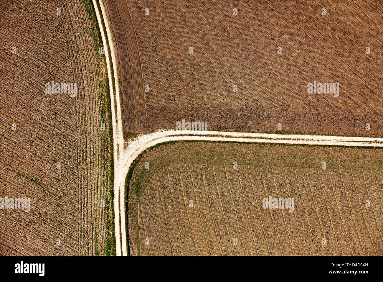 T junction hi-res stock photography and images - Alamy