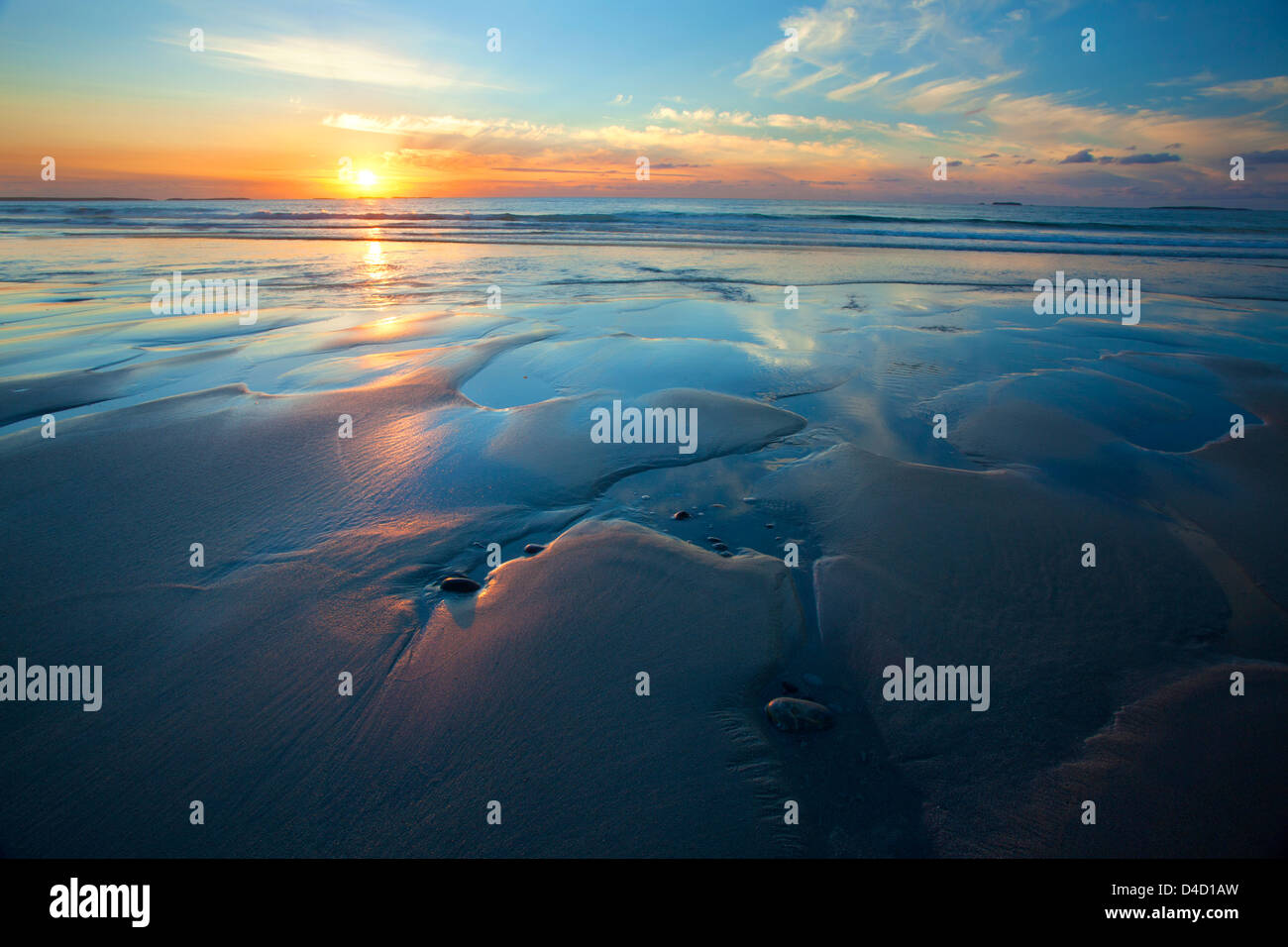 Elly bay beach hi-res stock photography and images - Alamy