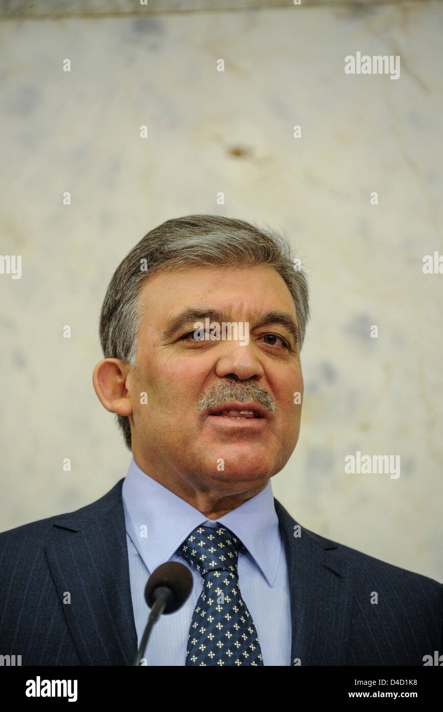 Dr abdullah hi-res stock photography and images - Alamy