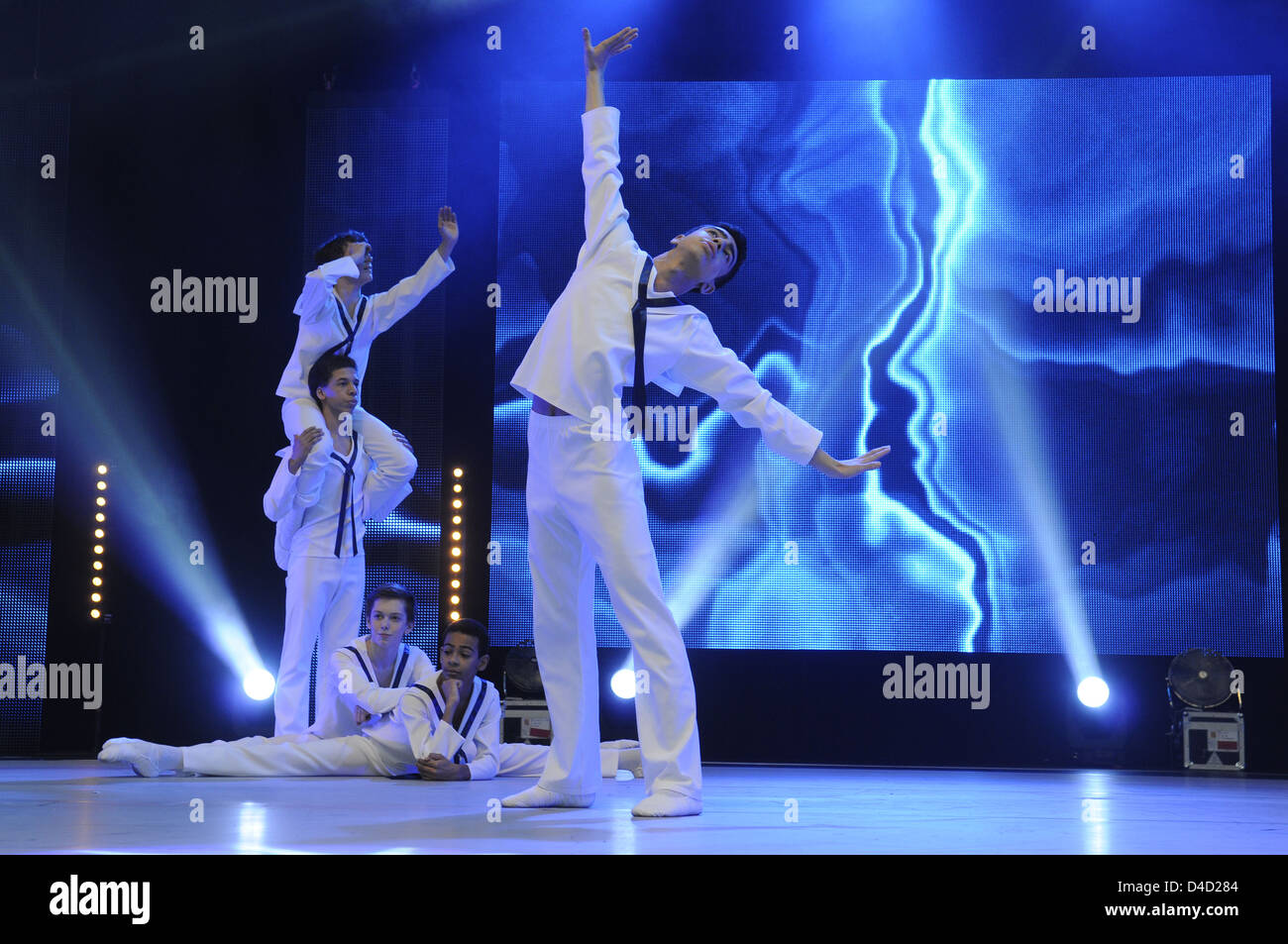 Young Dancers At Move It Olympia,London.UK Stock Photo - Alamy