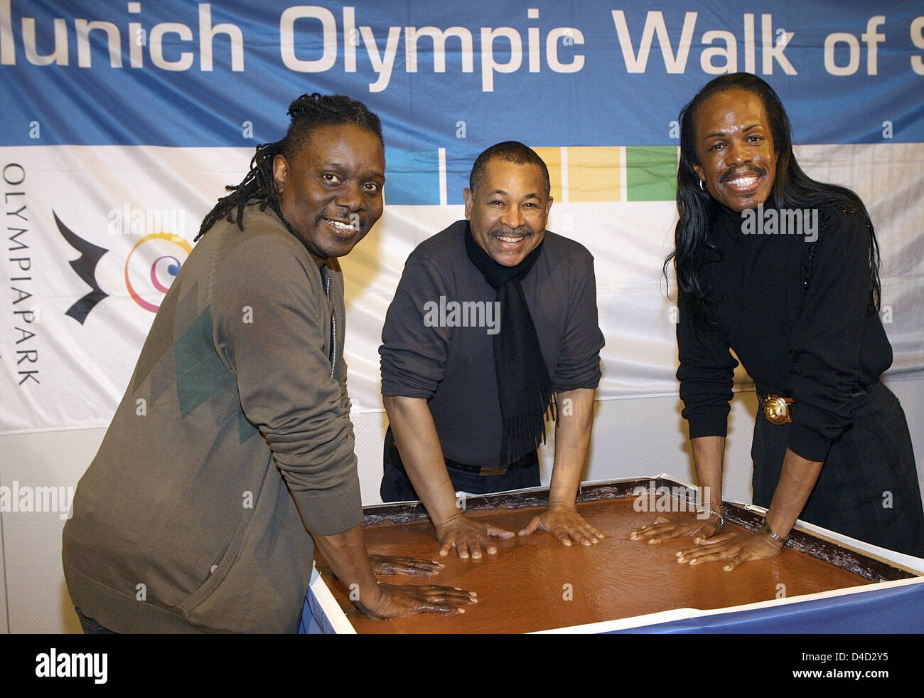 (L-R) US musicians Philip Bailey, Ralph Johnson and Verdine White ...