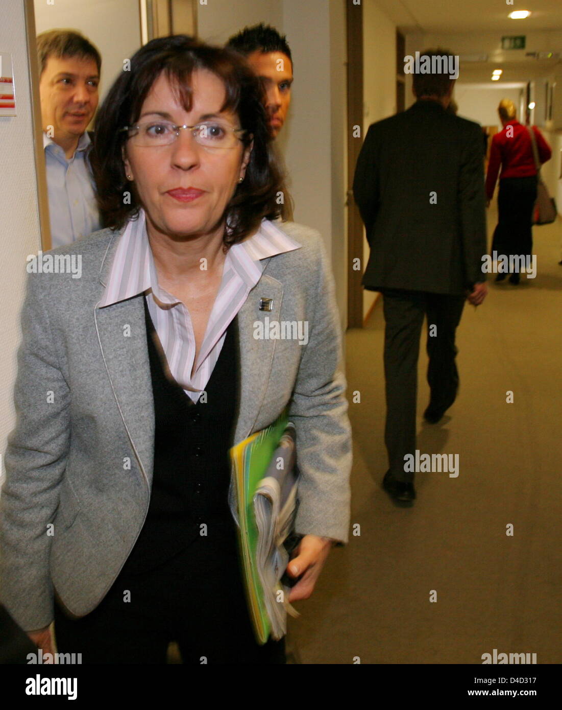 Statual High Resolution Stock Photography and Images - Alamy