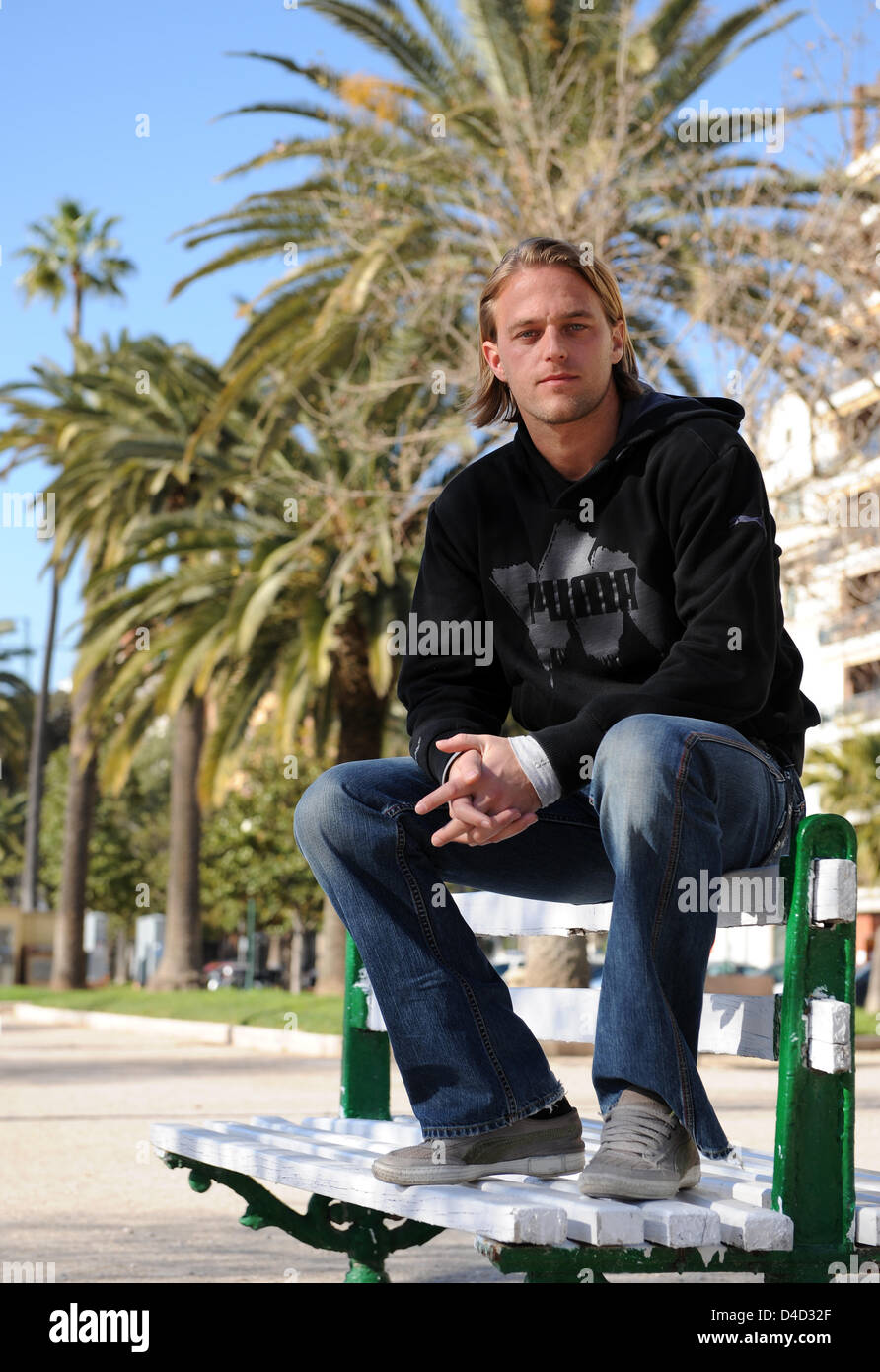 Spain sits on the bench hi-res stock photography and images - Alamy