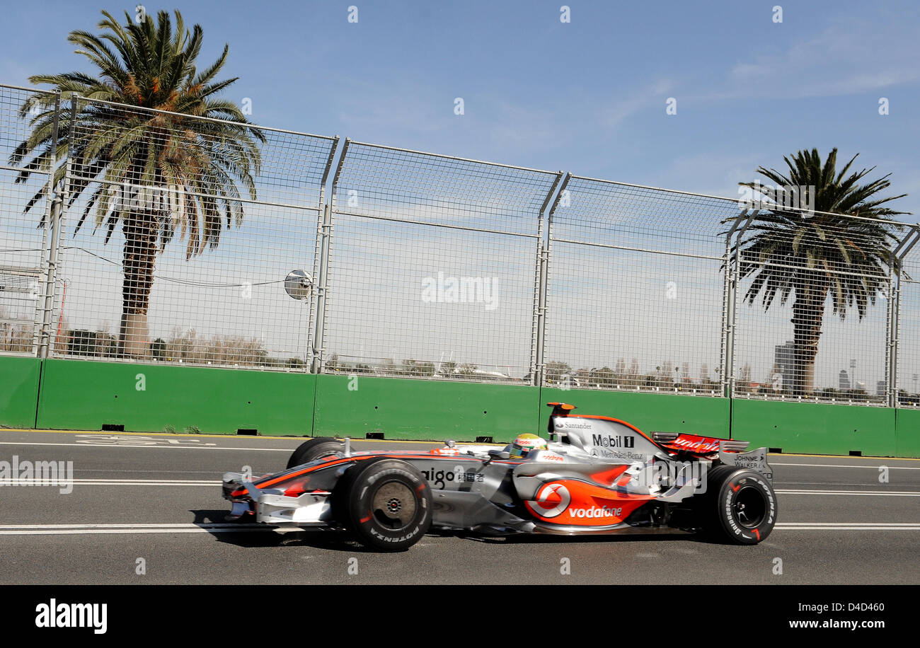 Action trees palm f1 hi-res stock photography and images - Alamy