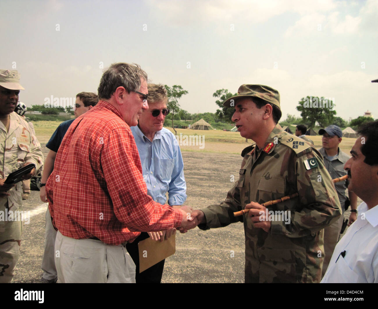 Pakistani army hi-res stock photography and images - Alamy