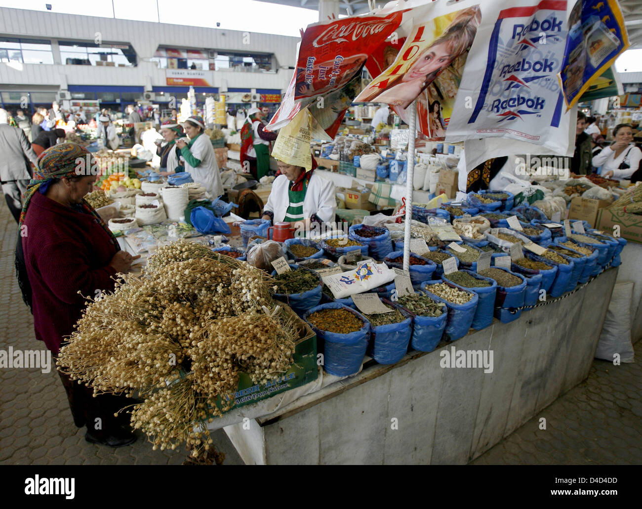 Ashgabat turkmenistan market hi-res stock photography and images - Alamy