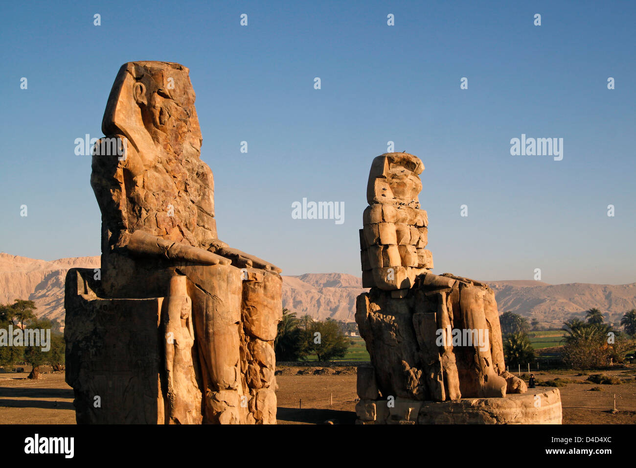 Colossi of Memnon, Luxor, Egypt Stock Photo - Alamy