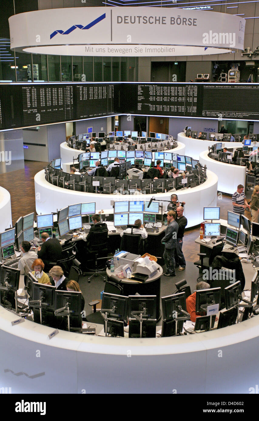 View into the trade floor of the Frankfurt Stock exchange in Frankfurt Main, Germany, 20 ...