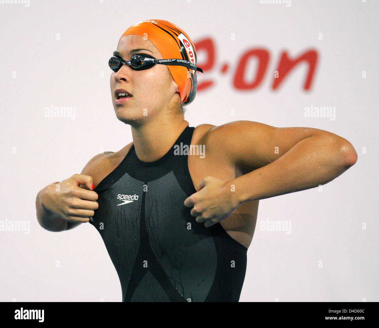 Ranomi Kromowidjojo of the Netherlands prepares for her 100m Freestyle ...