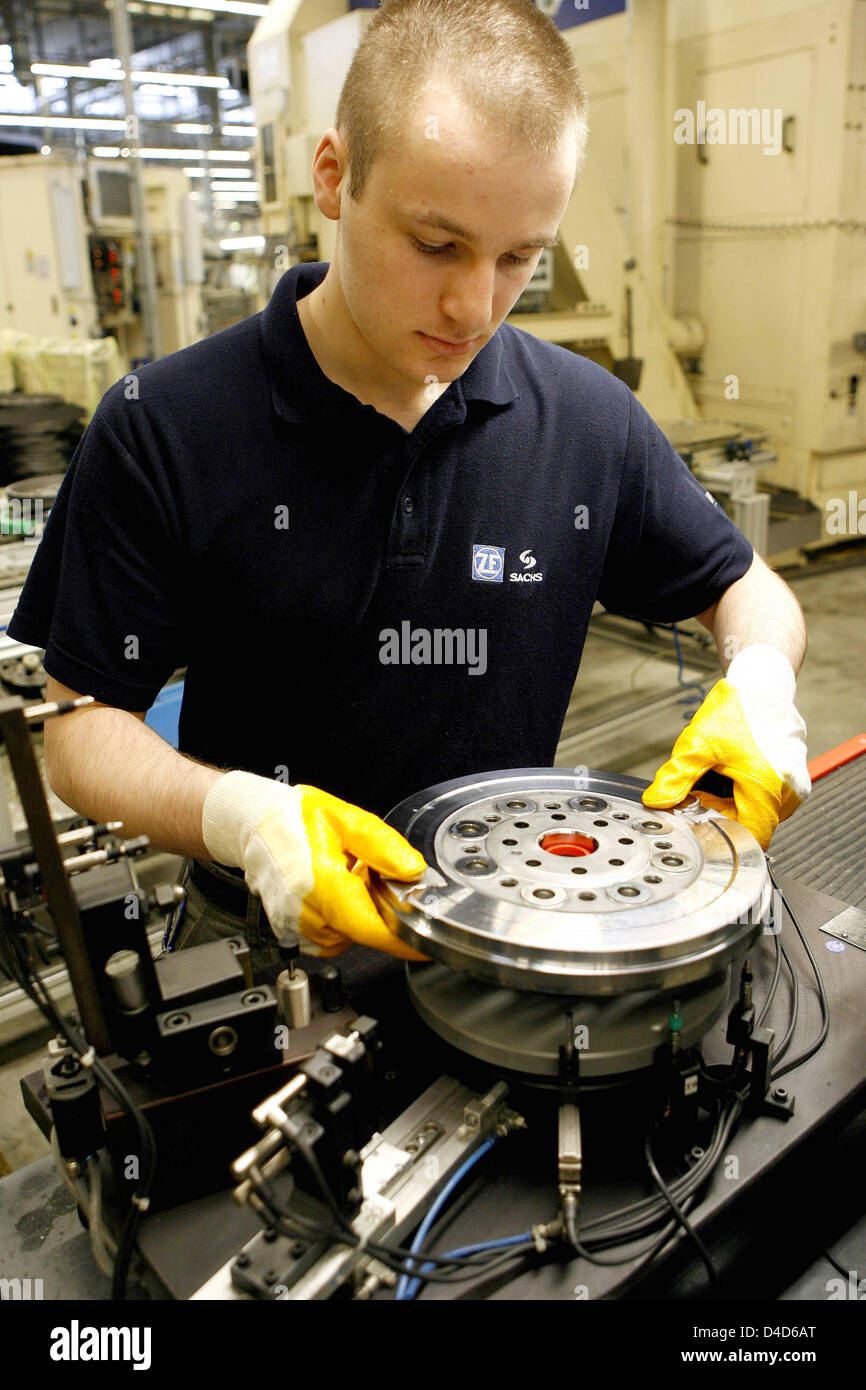 Zf sachs hi-res stock photography and images - Alamy