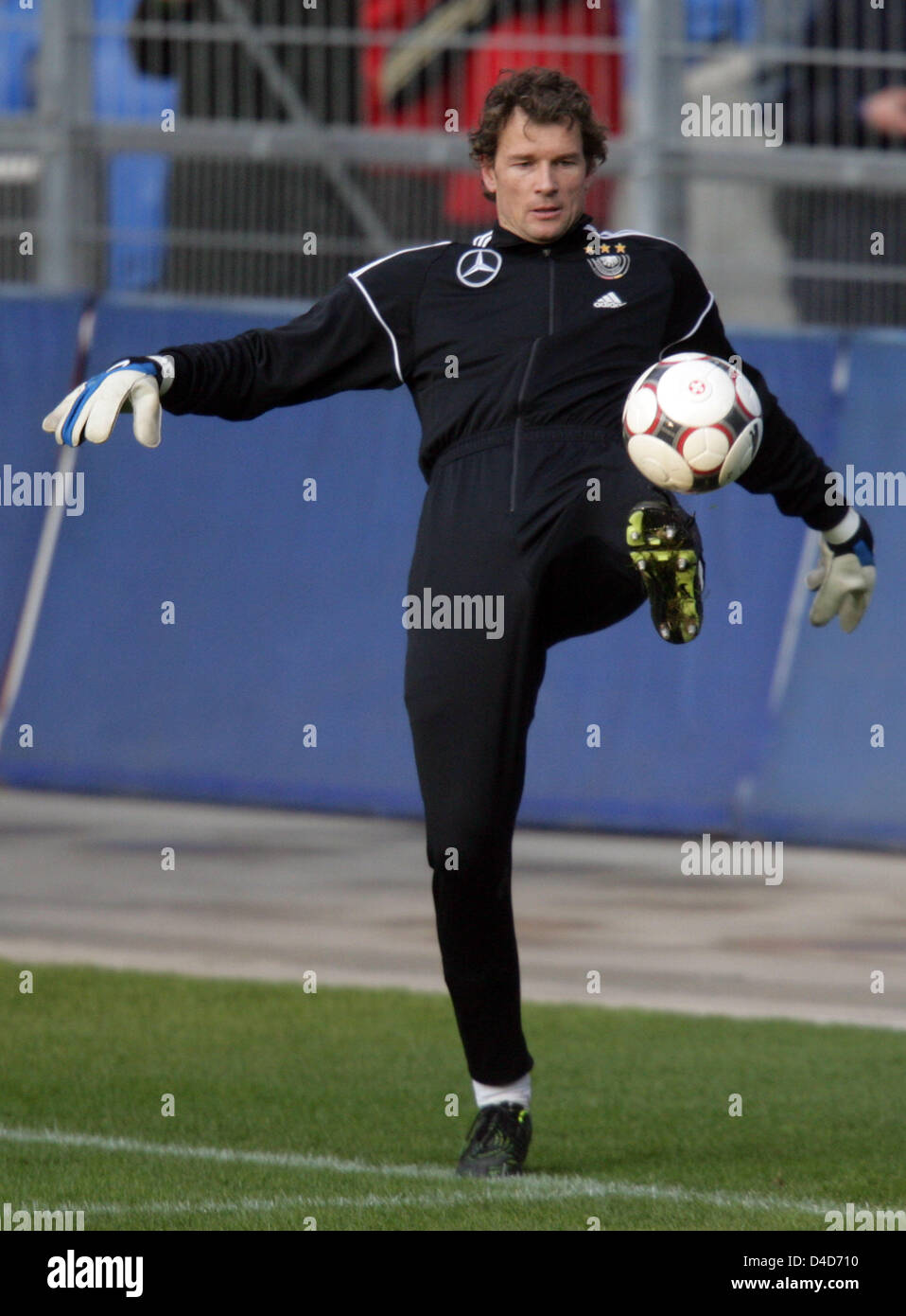 The goalie of the German national soccer team Jens Lehmann pictured in ...