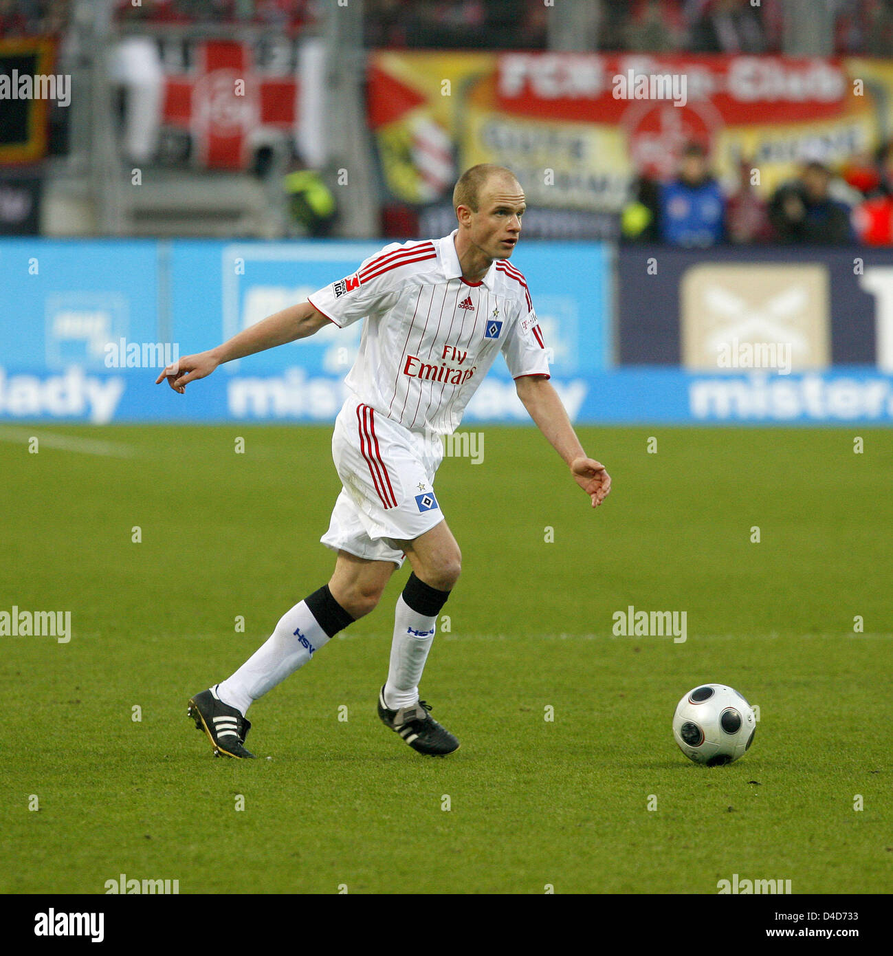 Hamburg's Czech David Jarolim is pictured in action during the ...