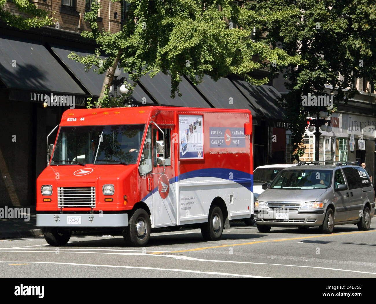(dpa file) The picture shows a van of Canada Post in Vancouver, Canada ...
