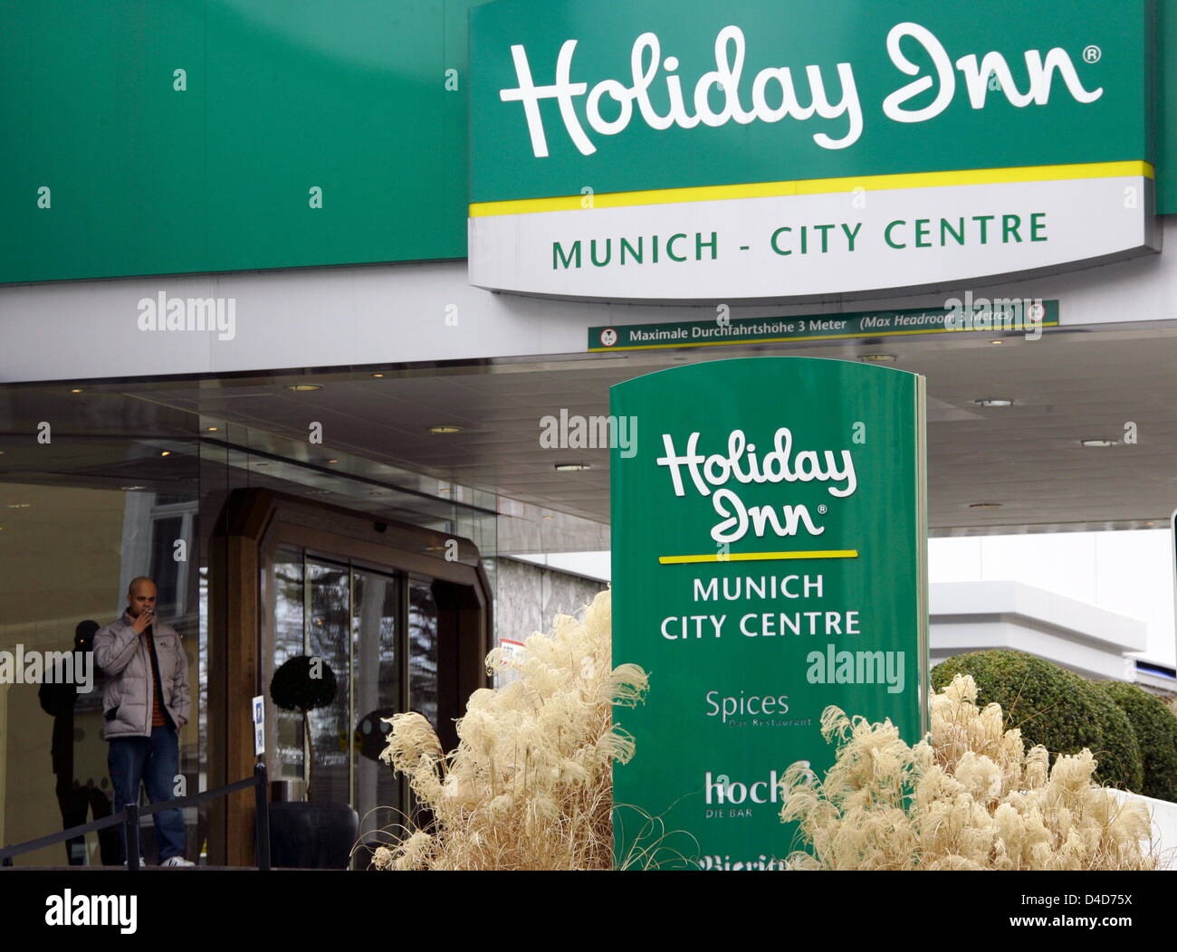 The picture shows the Holiday Inn Hotel in Munich, Germany, 23 March ...